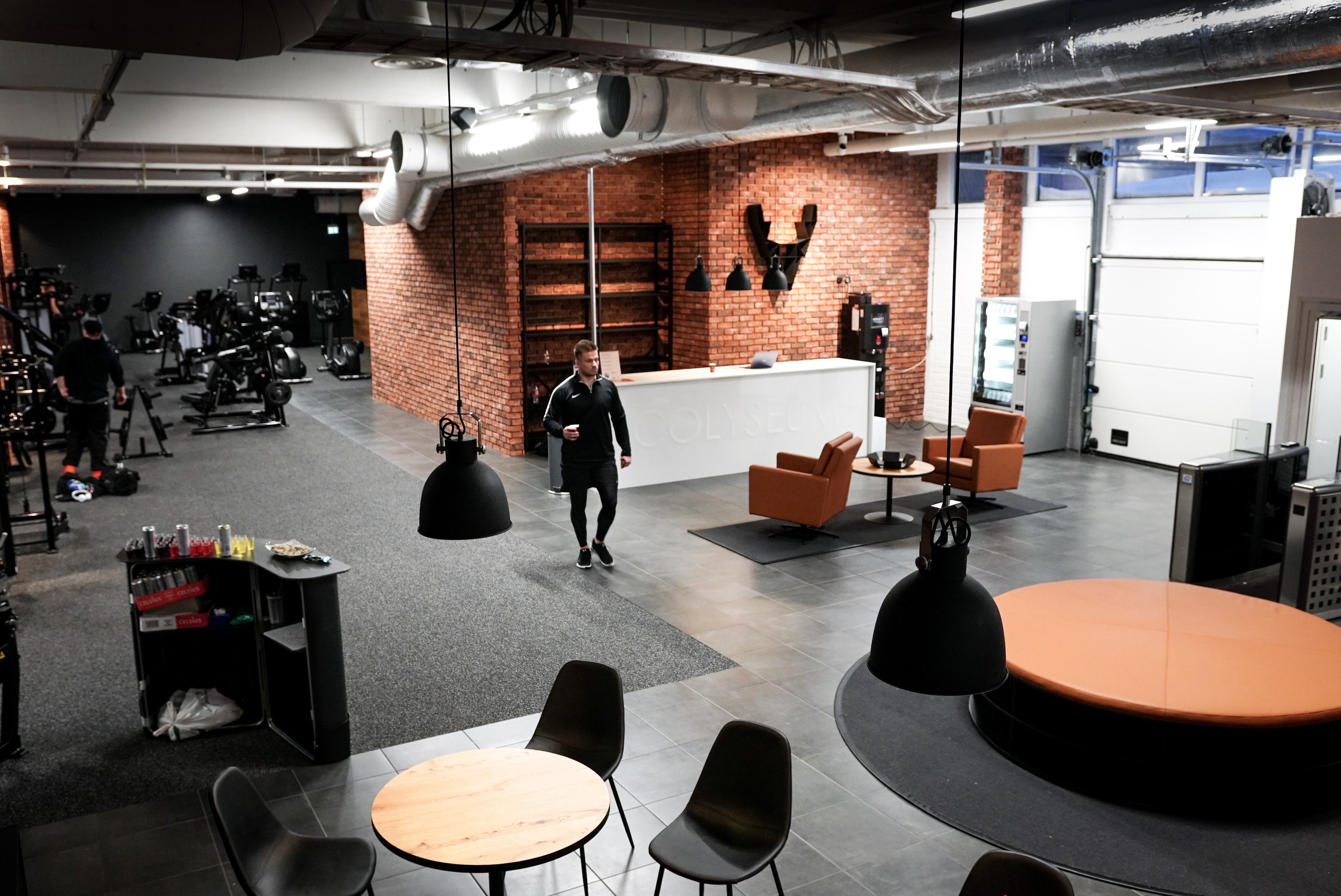 Kuntosali Tammisto Vantaa - Colyseum, reilusti tilaa liikkua!